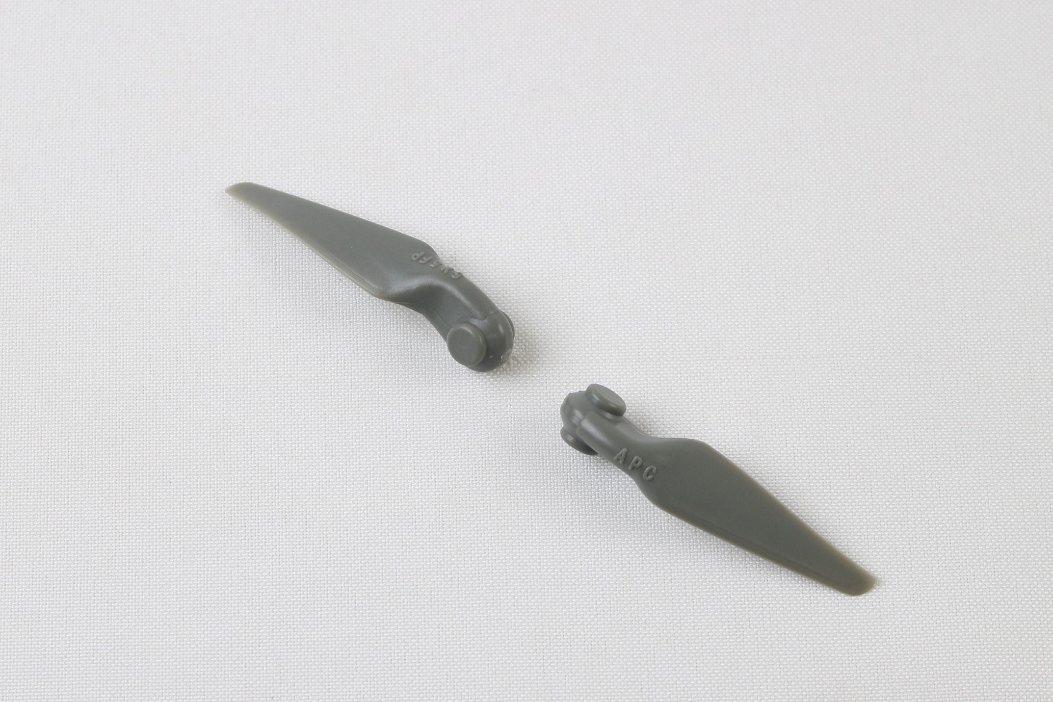 APC 7" Folding Prop 2 Blade & Hub 7x4 – MPI Hobby