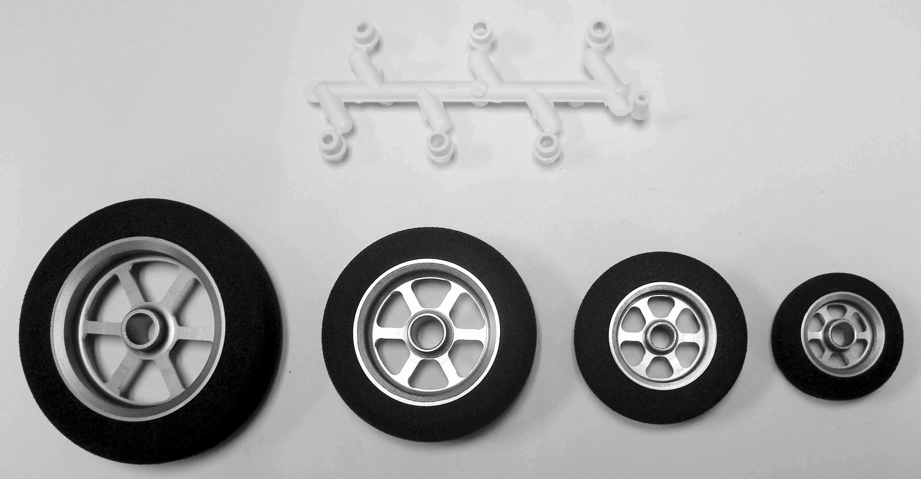MPI Hobby AW225 Light Foam Wheel with Aluminum Hub